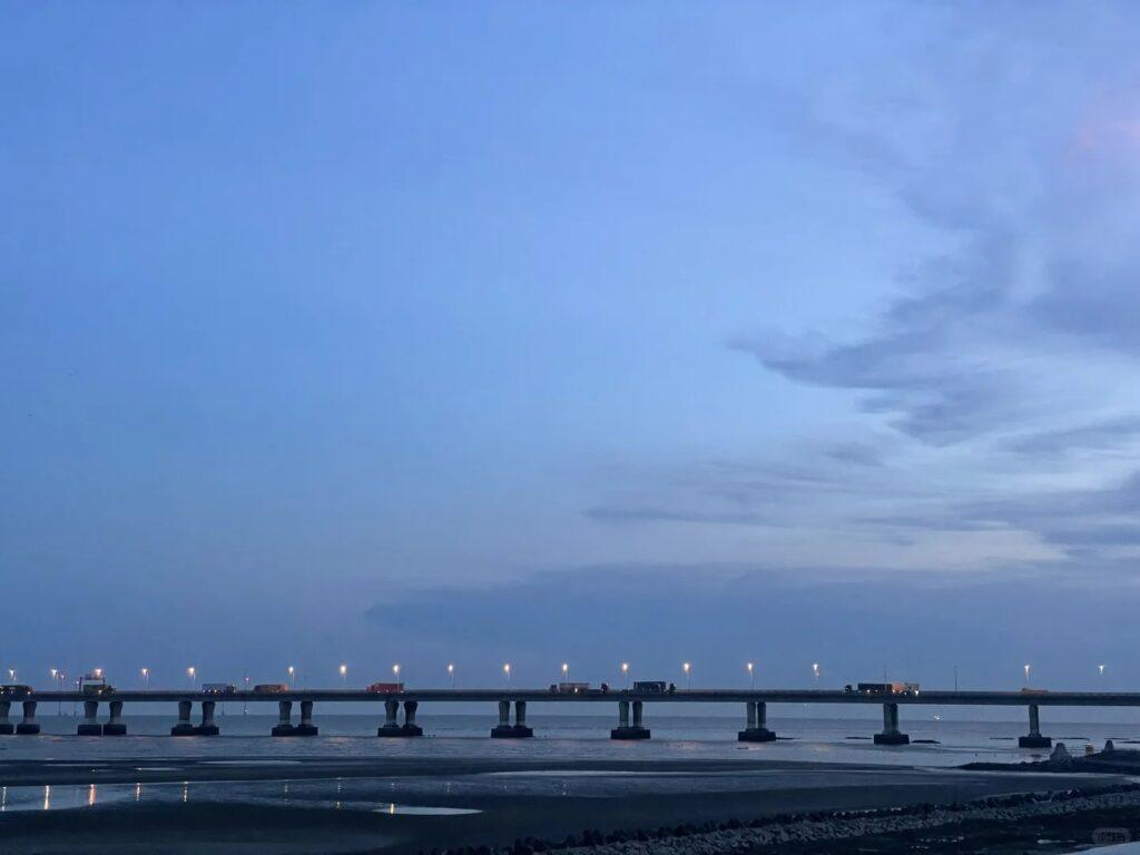 Donghai Bridge - eTravelToday
